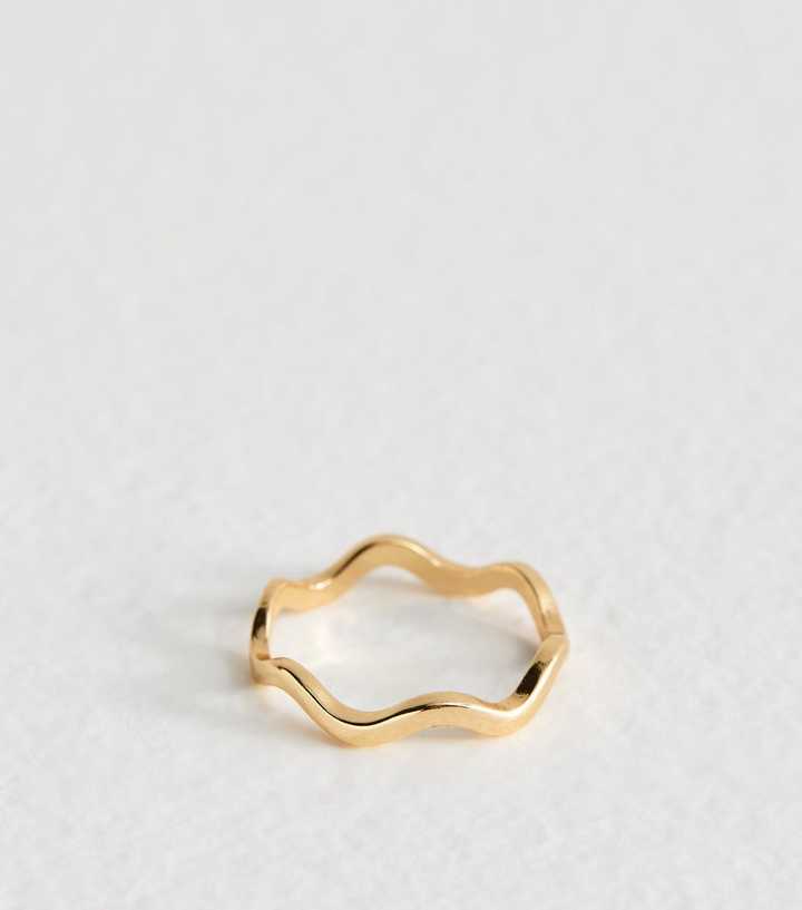 Gold Tone Squiggle Shape Ring | New Look