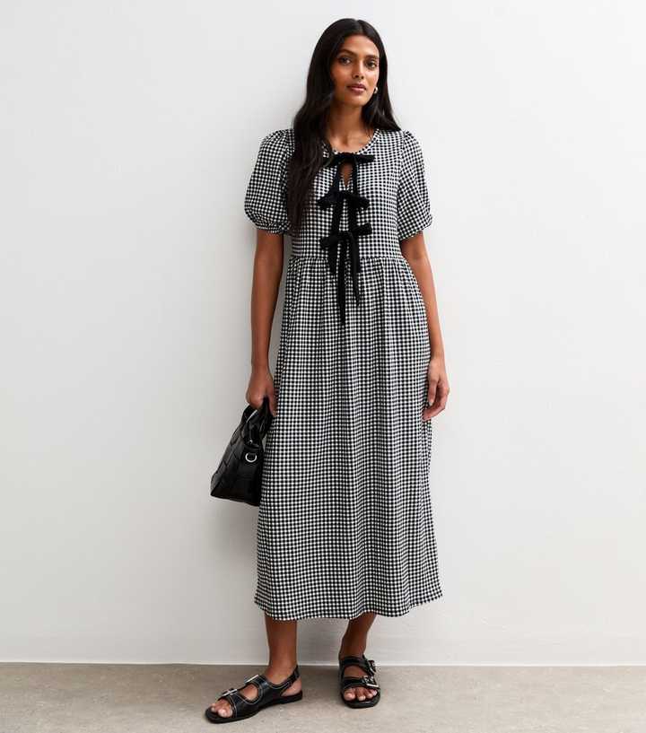Black Gingham Print Bow Front Short Sleeve Midi Dress | New Look