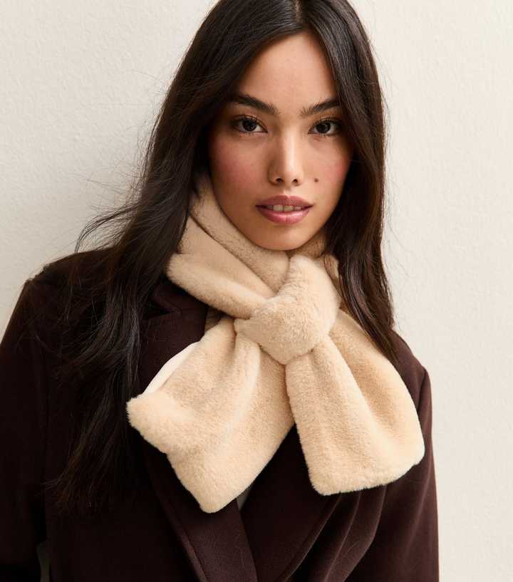Cream Faux Fur Neck Scarf | New Look