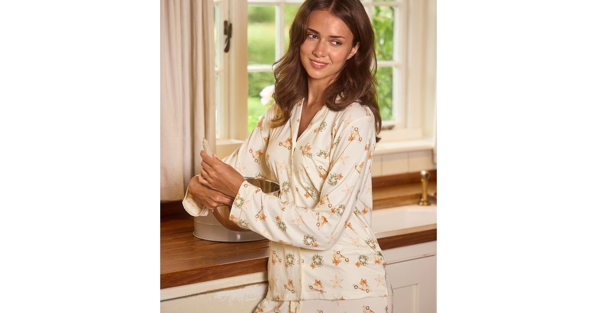 Loungeable Cream Christmas Pyjama Set | New Look
