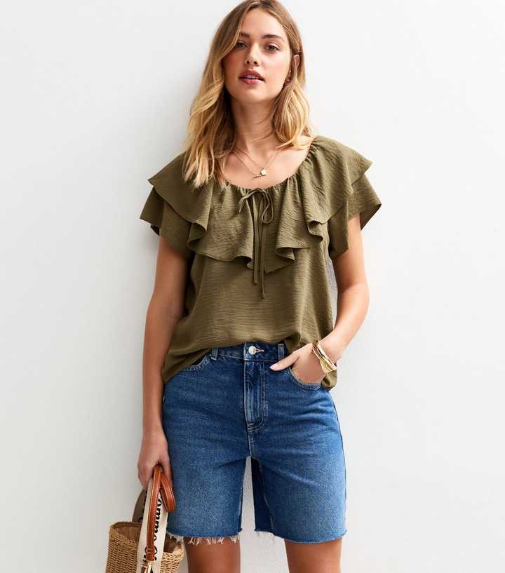 Khaki Crinkle Texture Frill Trimmed Short Sleeve Blouse | New Look