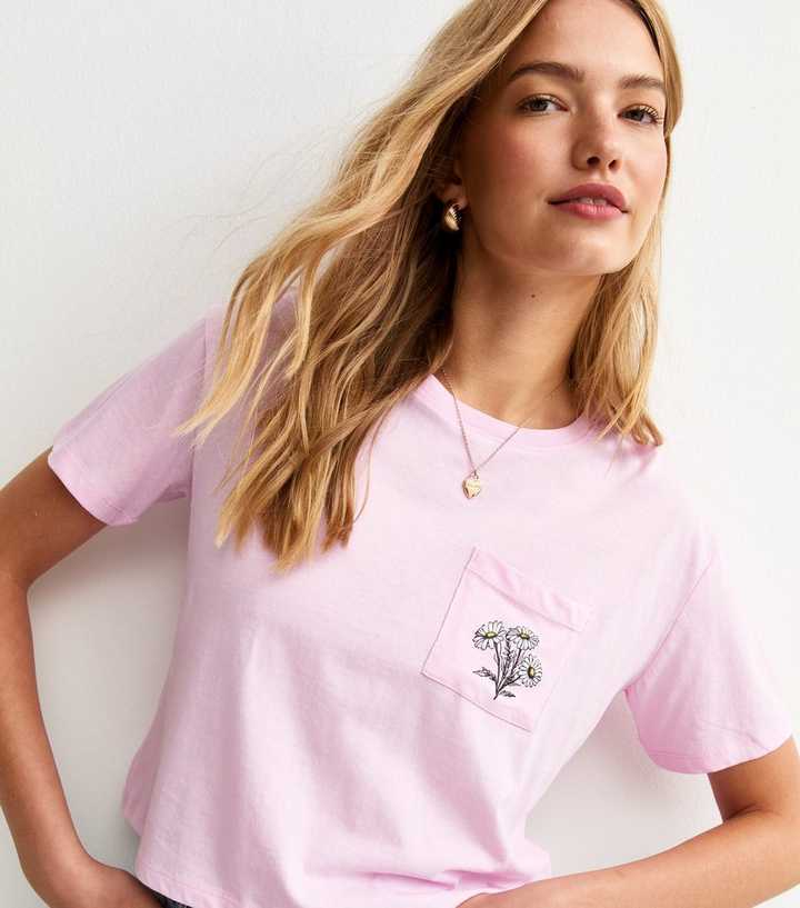 Pink Daisy Print Chest Pocket T-Shirt | New Look