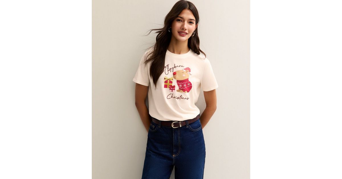 Off White Christmas Capybara Print Relaxed T-Shirt | New Look