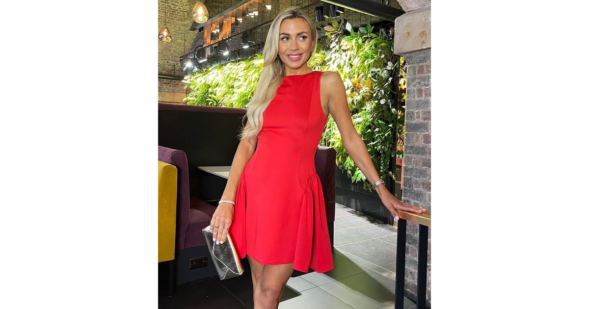AX Paris Bright Red Gathered Hip Mini Dress | New Look