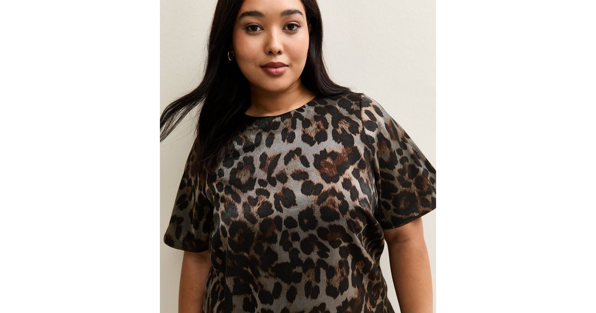 Curves Pewter Animal Print Short Sleeve Top | New Look