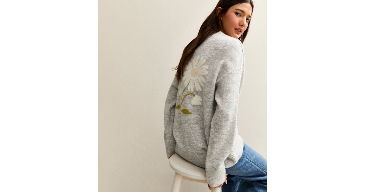 Light Grey Daisy Midweight Knit Jumper | New Look